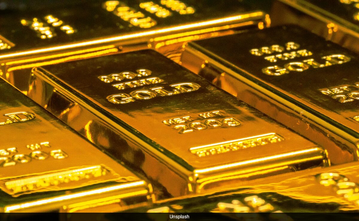 Gold Hits Record High After US Tariff Decision, Silver Crosses Rs 1.15 ...