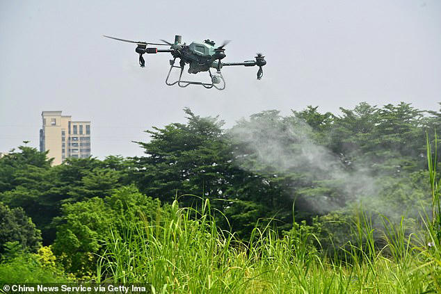 Global epidemic alarm as China virus spreads to new country in record ...