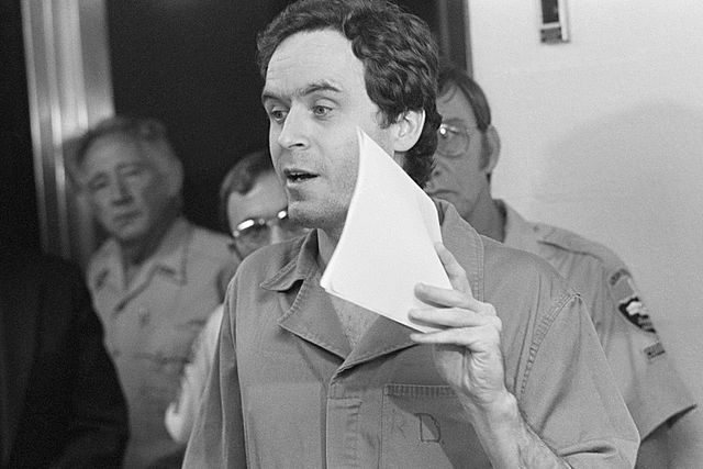 How Did Ted Bundy Die? What to Know About His 1989 Execution (Including ...