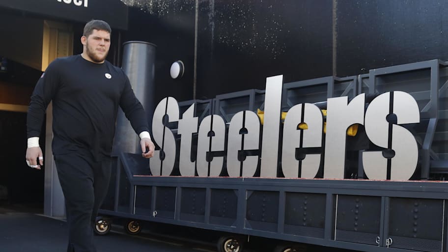 Zach Frazier Welcomes Baby Boy as Former WVU Star Enters New Chapter of ...