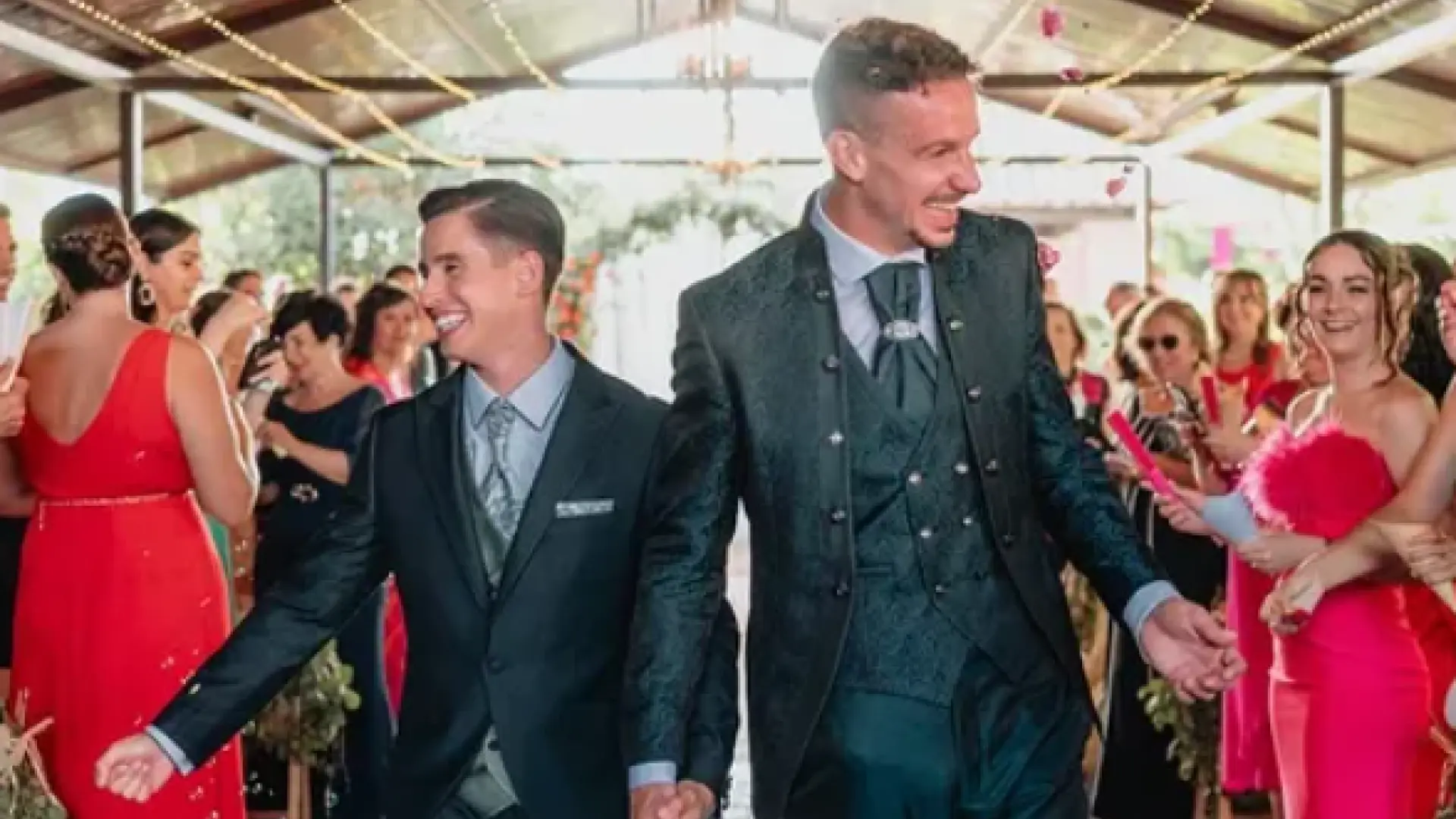 El portero Alberto Lejárraga se casa con su novio y protagoniza la ...