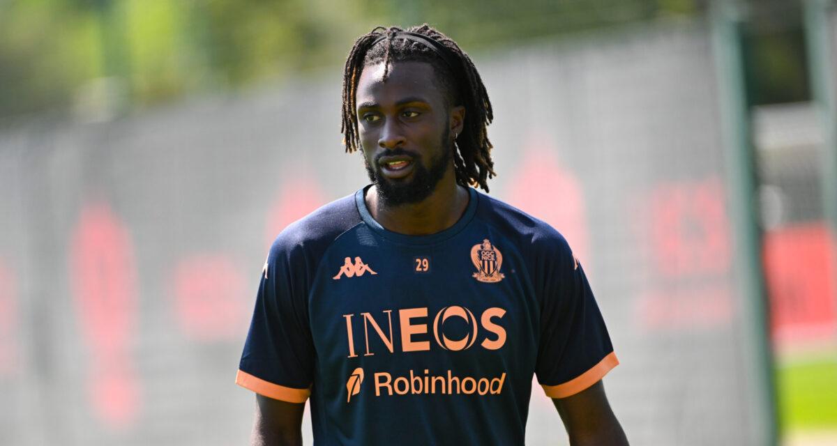 Nice : Evan Guessand file en Premier League (off)