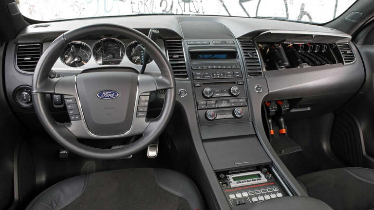 This is Ford's SR-71 Blackbird-inspired cop car that never made production