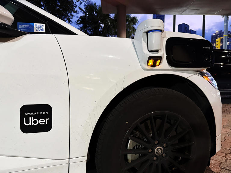 I tested Tesla and Waymo's robotaxis in Austin. Only one felt ready for ...