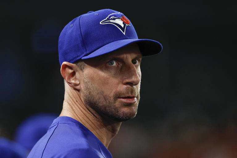 Blue Jays' Max Scherzer Sends 3-Word Vladimir Guerrero Jr. Message