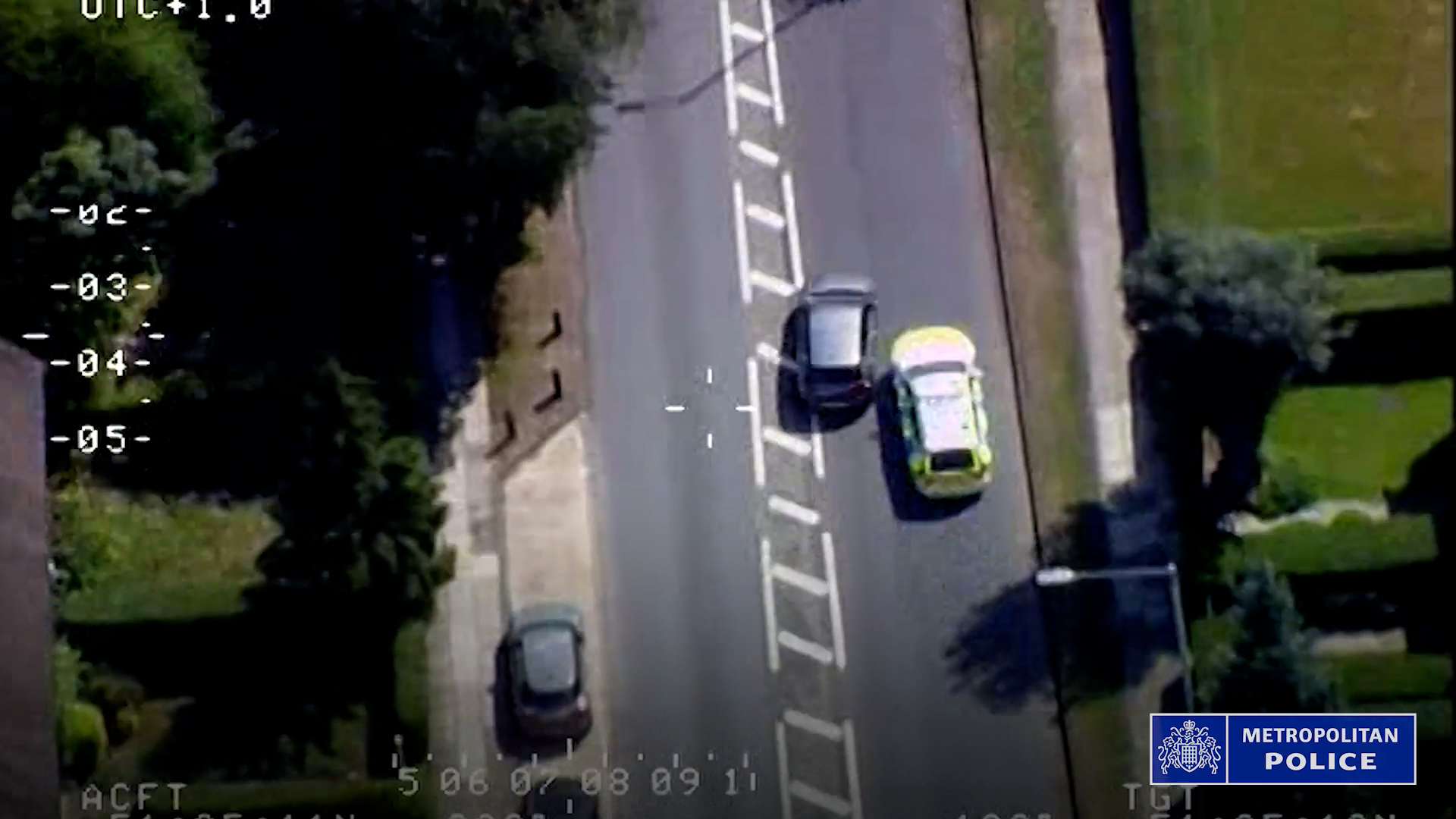 Dramatic footage shows police in car chase with criminal