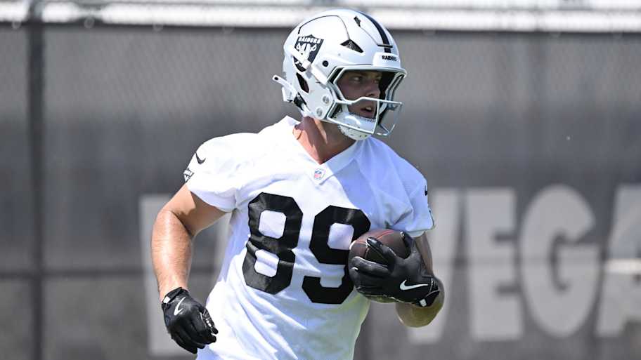 Will Raiders Run Their Offense Through Their Tight Ends?