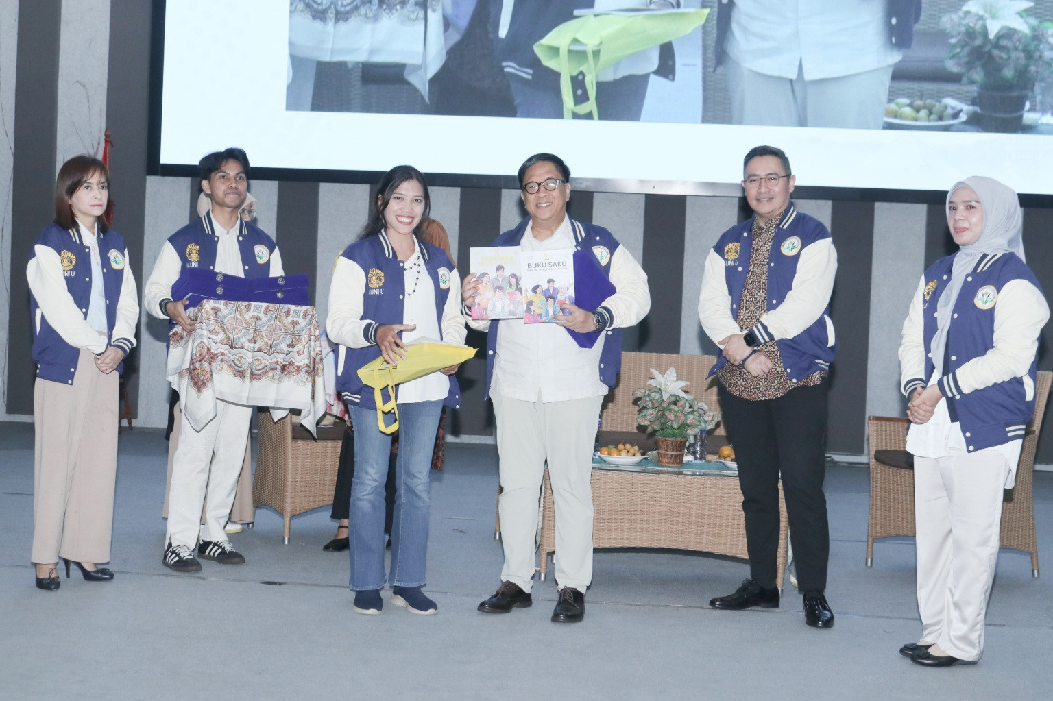 ILUNI UI Luncurkan Panduan Mental Health Champions untuk Kesehatan ...