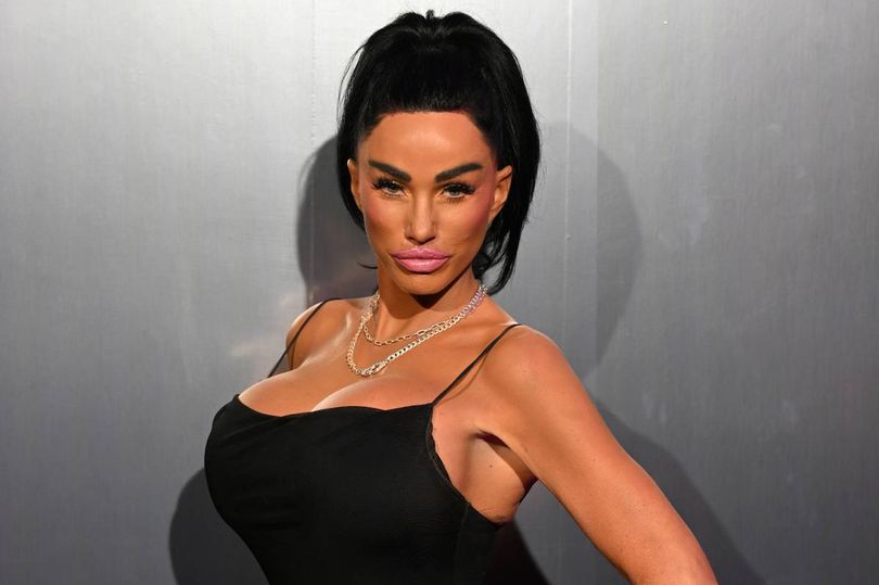 Katie Price admits 'I can't smile' as she addresses mistake during surgery
