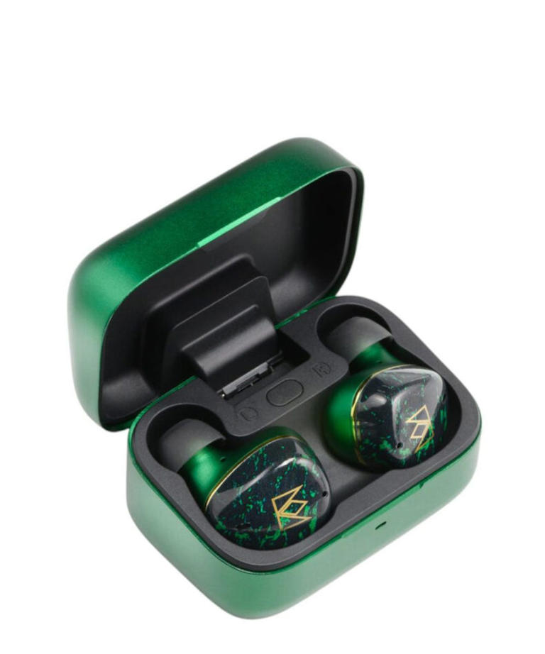 Forget AirPods Pro — these are my favorite wireless earbuds with even ...
