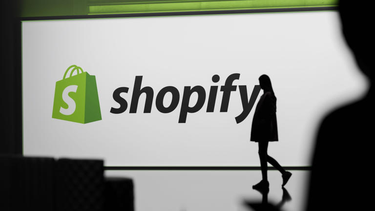 Shopify outage disrupts stores, checkouts and admin access