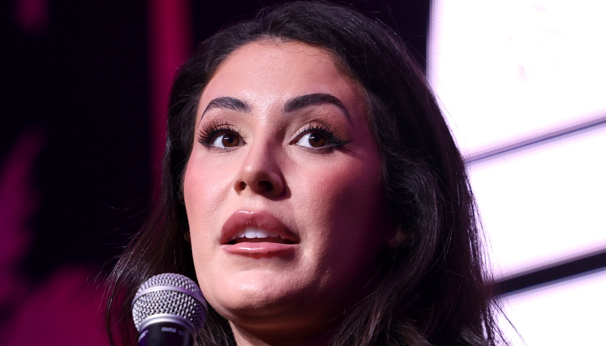MAGA Congresswoman Threatens to "Take Down" Roblox After Kirk ...