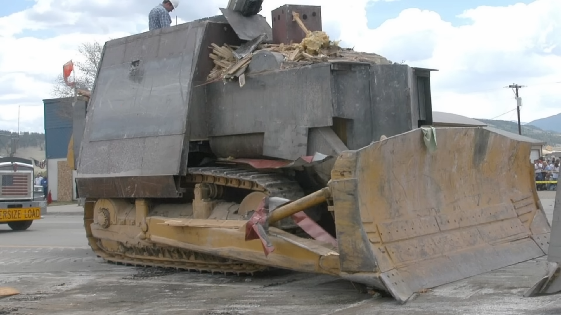 The Killdozer - One Man’s Armored Rampage