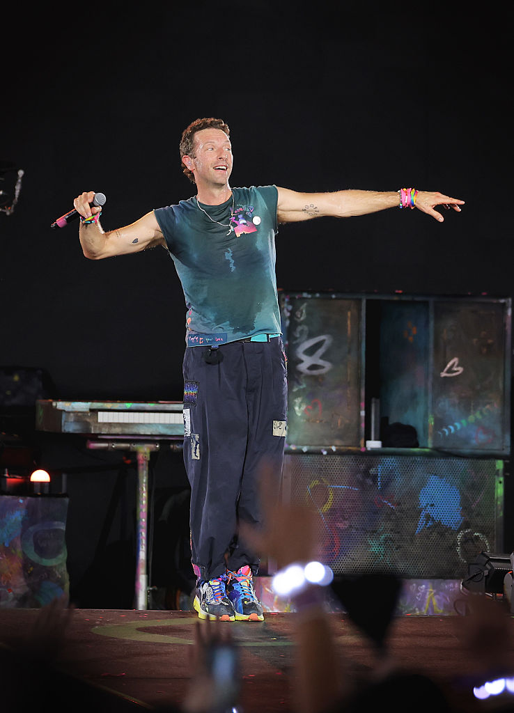 Coldplay's Chris Martin shocks fans with secret set