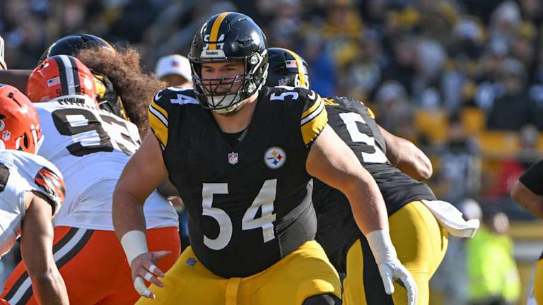 Steelers Center Shares Major Life Announcement