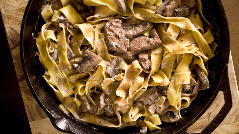 13 Tips You Need When Cooking With Egg Noodles