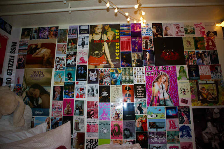 This University of Miami Freshman's Single Dorm Is a Music-Lover's ...