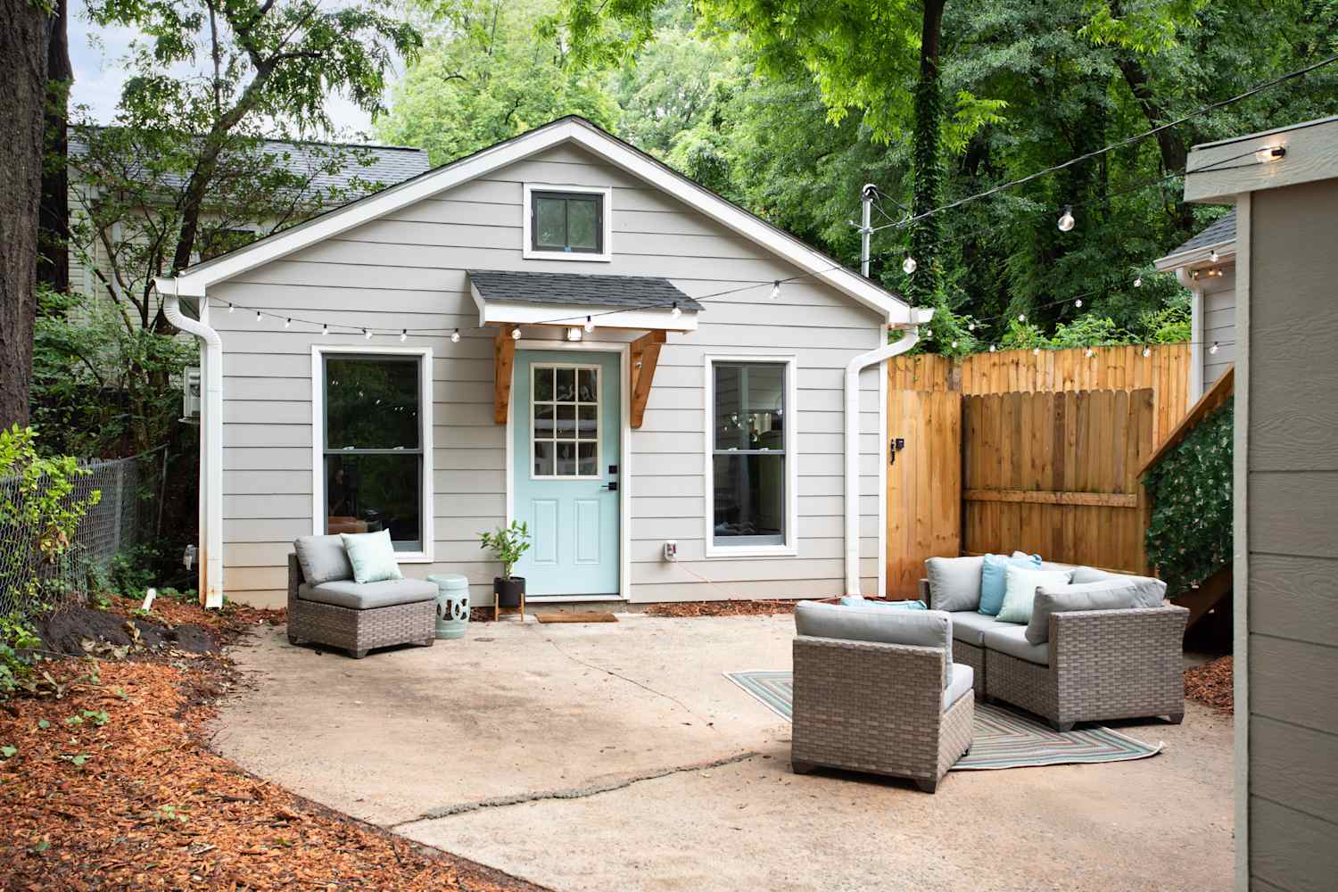 A 1950s "Scary, Spider-Filled" Garage Turned Into a Cozy 340-Square ...