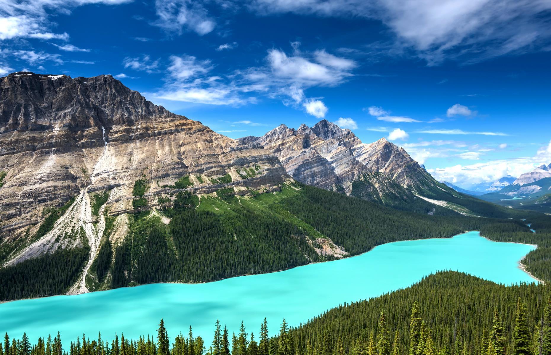 Stunning Canadian lakes the locals don’t want you to know about
