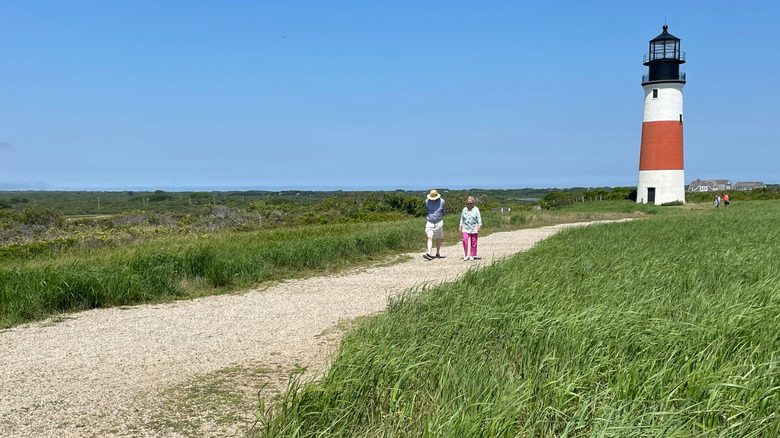 Massachusetts' Dreamiest Island Boasts Chic Eateries, Coastal Bliss ...