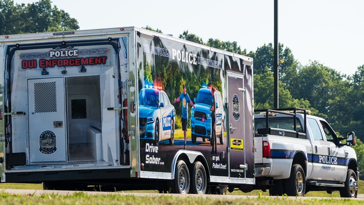 Knoxville focuses on awareness with joint DUI checkpoint ahead of Labor ...