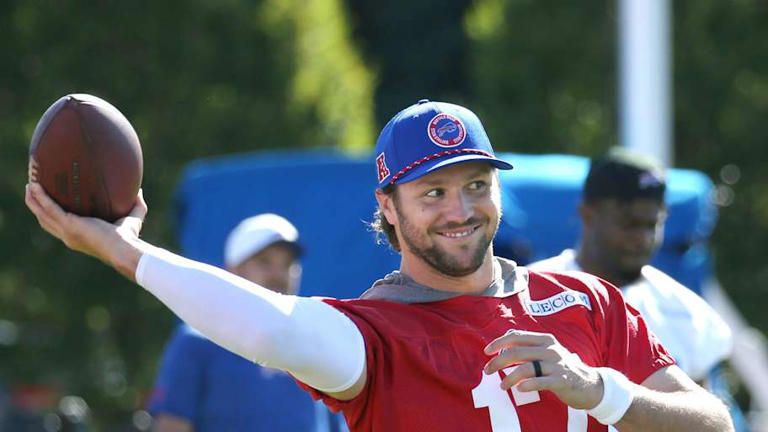 Fantasy Football Quarterback Rankings: Josh Allen Leads, Justin Herbert ...