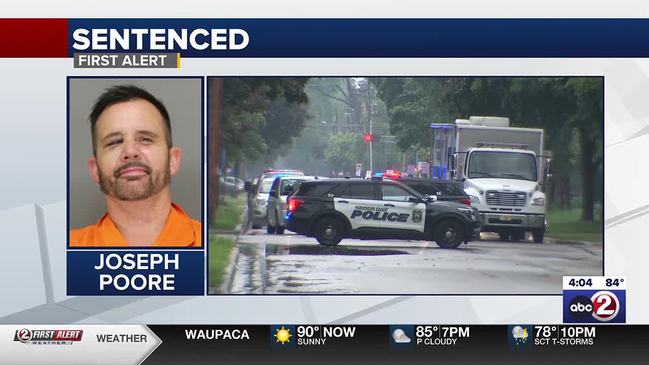 Man sentenced to 30 years for stabbing, killing another man over drug ...