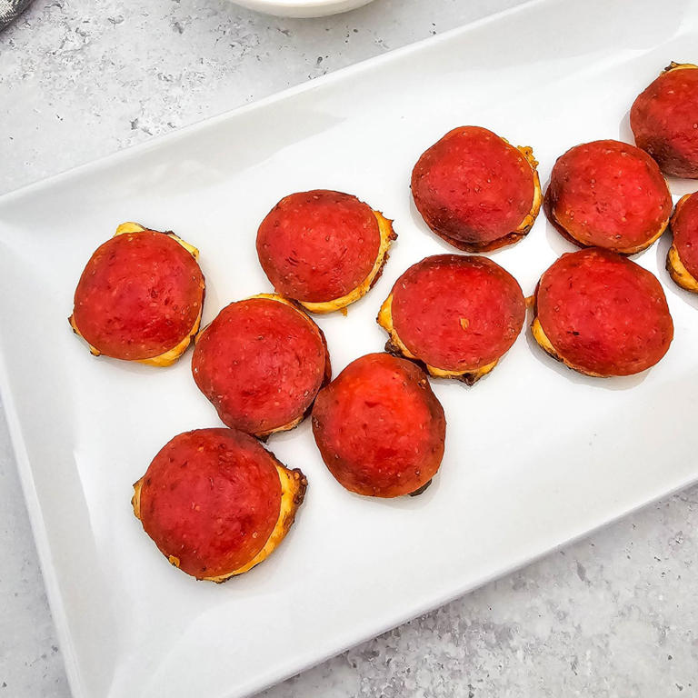 Easy Cream Cheese Pepperoni Snack (Low-Carb + Ready in 25 Minutes!)