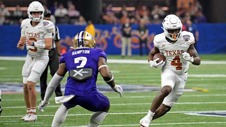 Longhorns RB CJ Baxter Gains Inspiration From NCAA Title-Winning ...