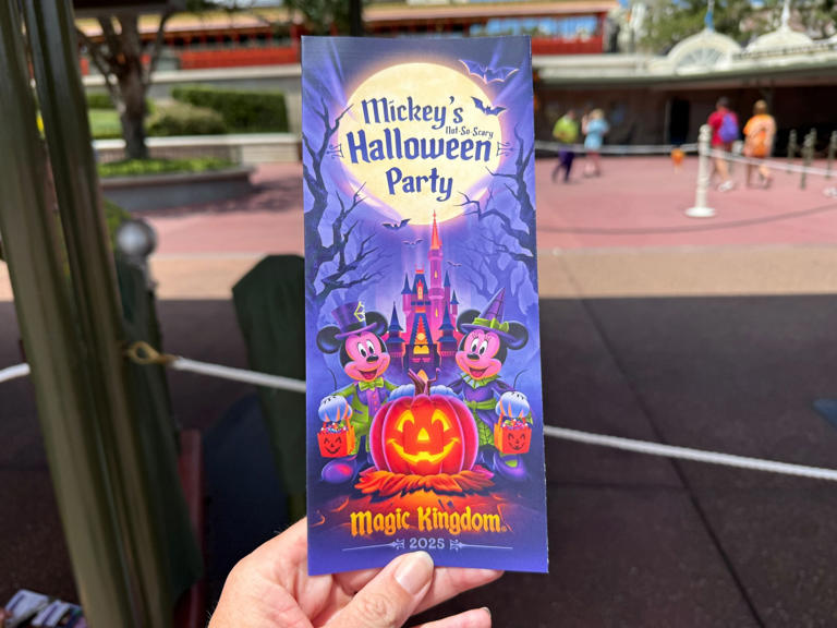 FIRST LOOK at 2025 Mickey's Not So Scary Halloween Party Map