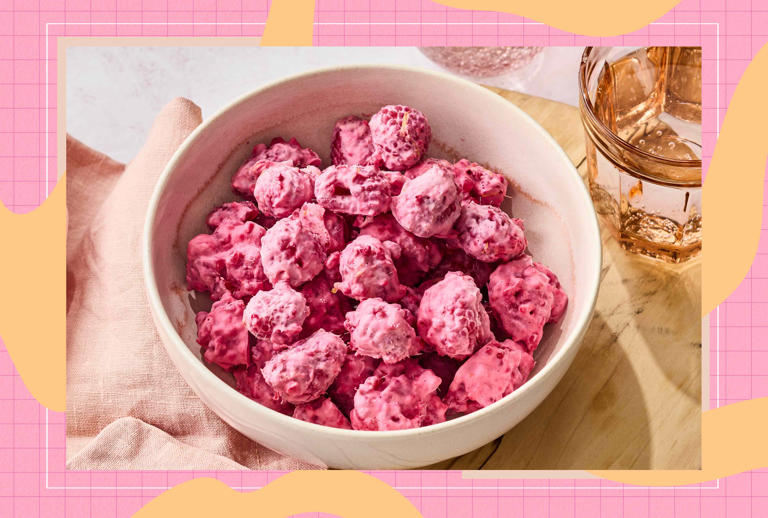 This Mediterranean diet snack may help reduce dementia risk, according ...