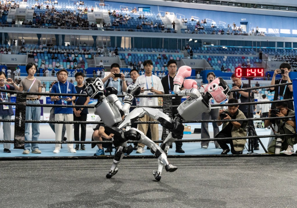 Robots box, sprint and stumble in first-ever World Humanoid Robot Games
