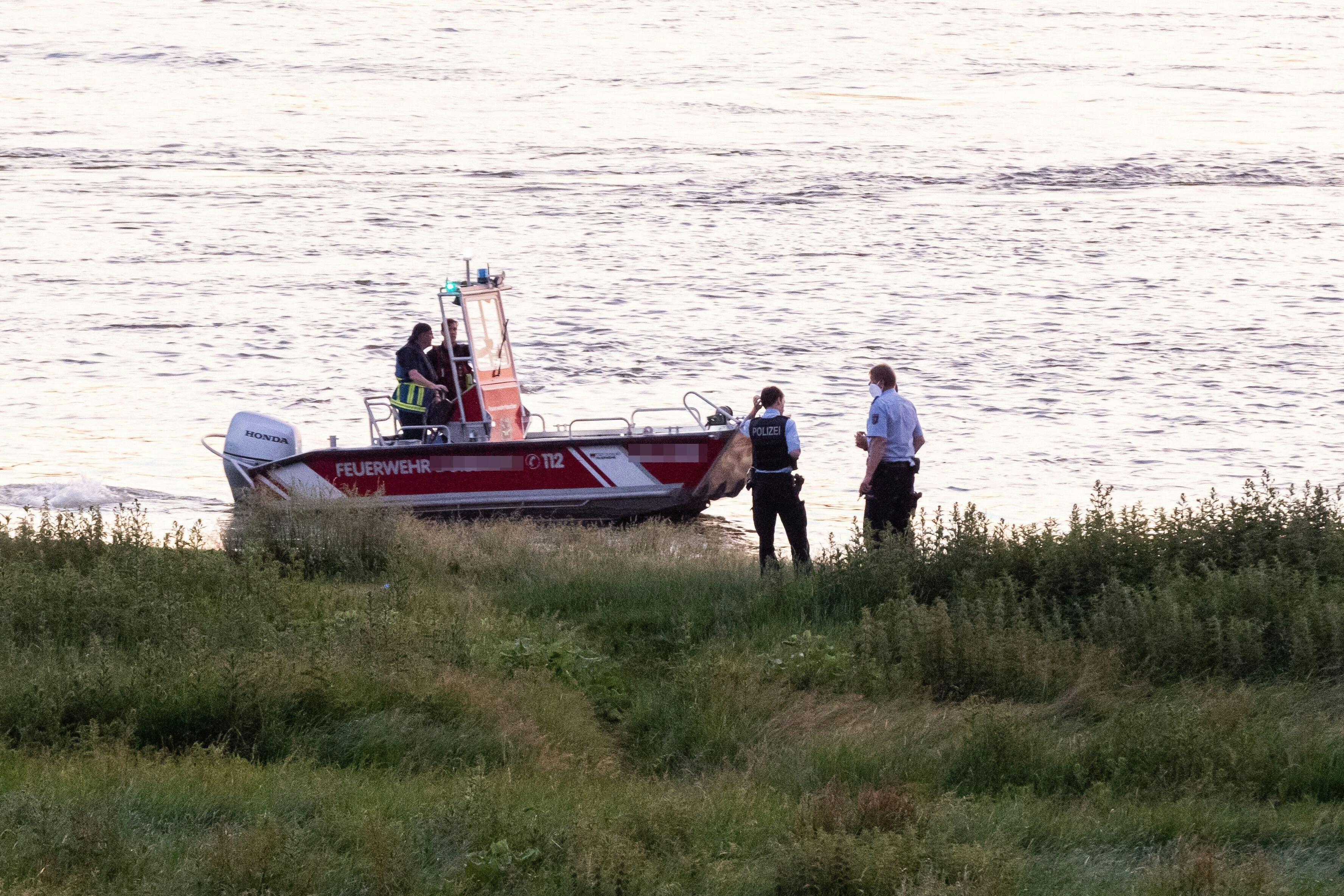 Foto veröffentlicht: Tote Frau im Rhein bei Remagen geborgen – Polizei ...