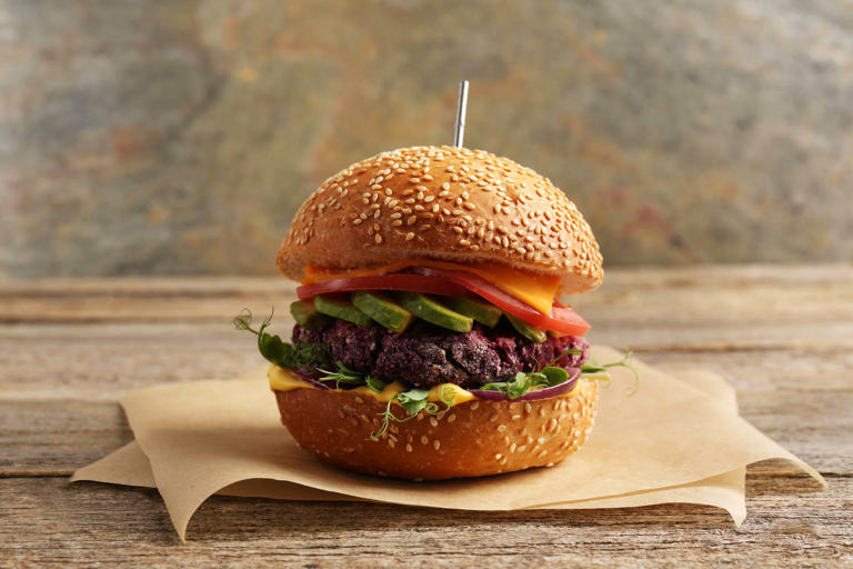 Veggie burgers vs. beef: Which is the healthier choice?