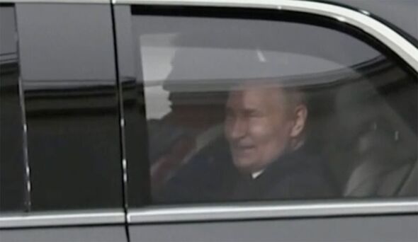 Putin health fears explode as Russian leader LIMPS during Trump meeting