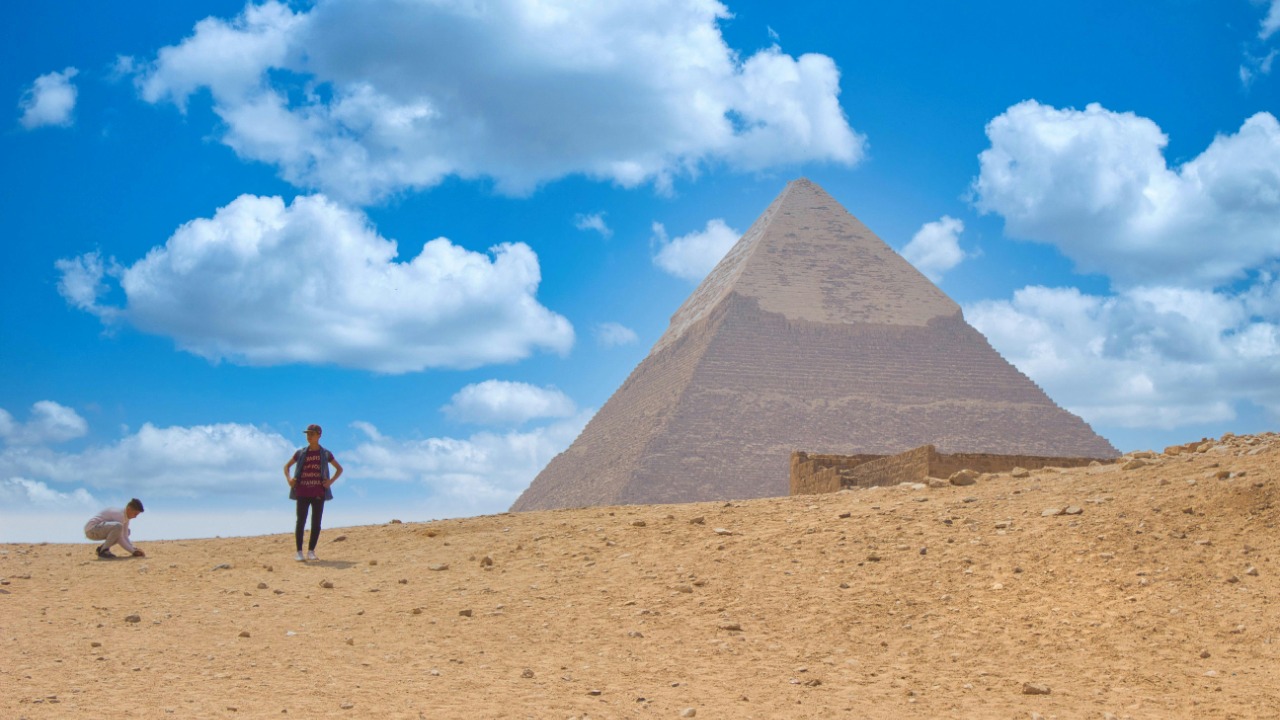 Huge pre-flood structure found hidden under Giza sands