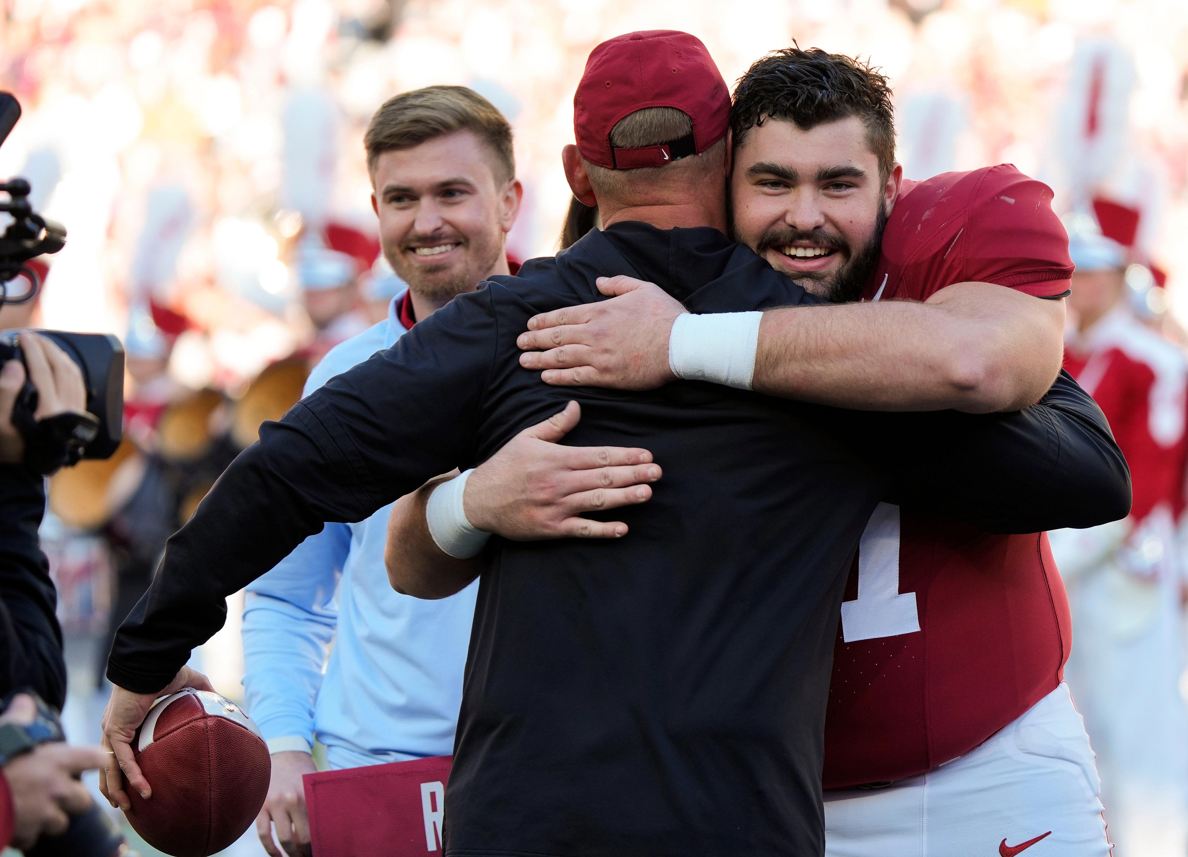 Watch: Alabama football walk-on offensive lineman receives full scholarship