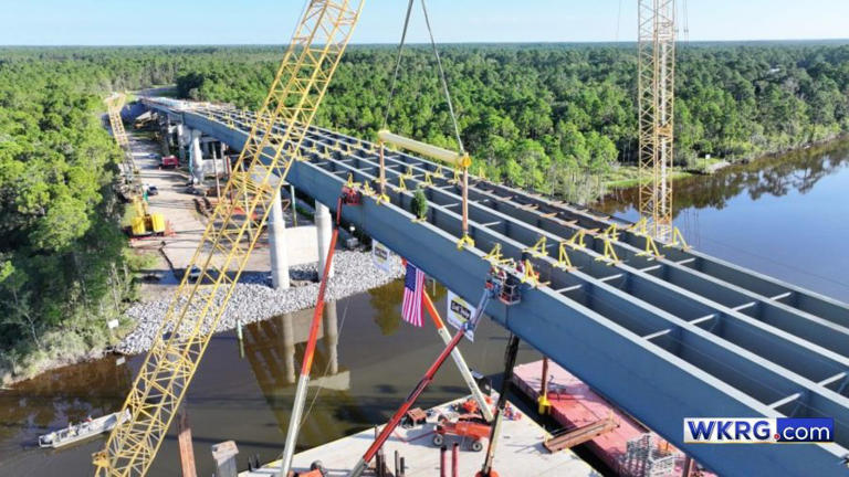 Gulf Shores bridge project milestone: Final steel girders set