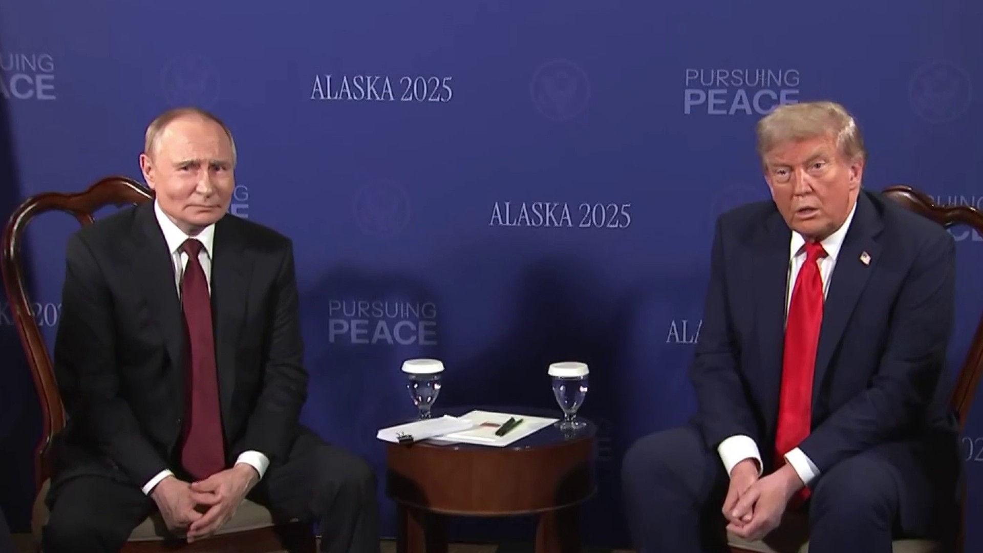 Trump and Putin briefly face cameras at beginning of Alaska summit