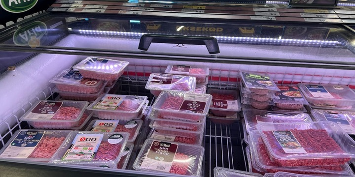 Kød i bulet emballage kan gemme på bakteriebombe: Sådan tjekker du om ...