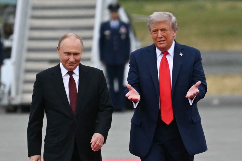 Donald Trump health fears explode at Putin summit as he 'struggles to ...