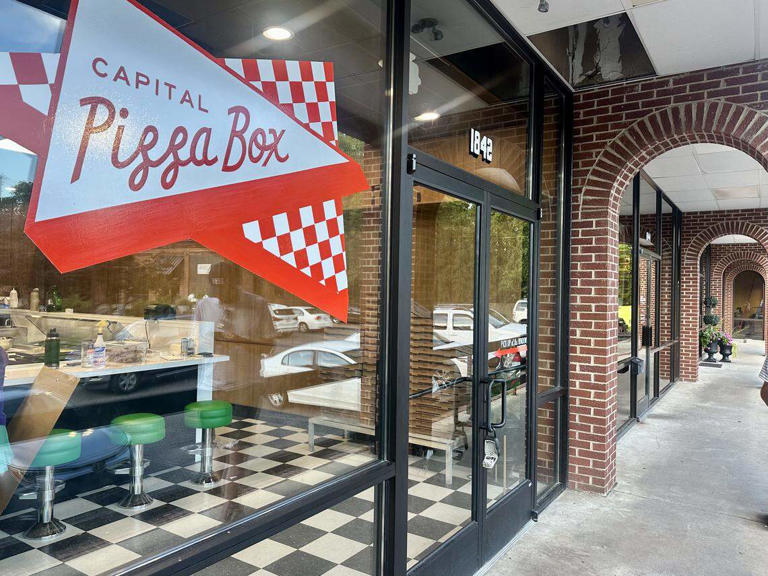 I visited Raleigh's hot new takeout pizza place. A look at the menu ...