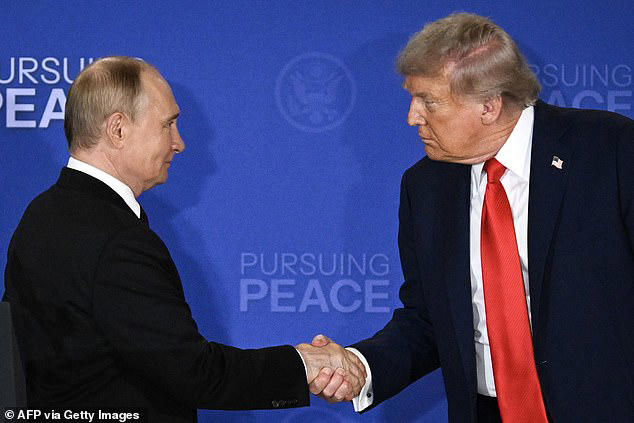 Moment Putin's legs 'twitch suspiciously' in Trump farewell as Russian ...