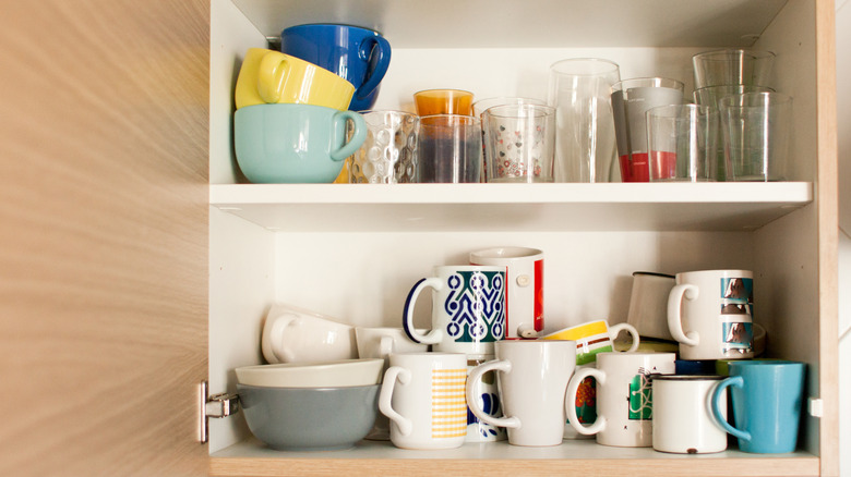 Repurpose Old Coffee Mugs With This Adorable Gardening Hack