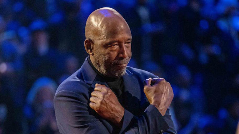 Lakers Legend James Worthy Sends Heartfelt Words To Former NBA Star ...
