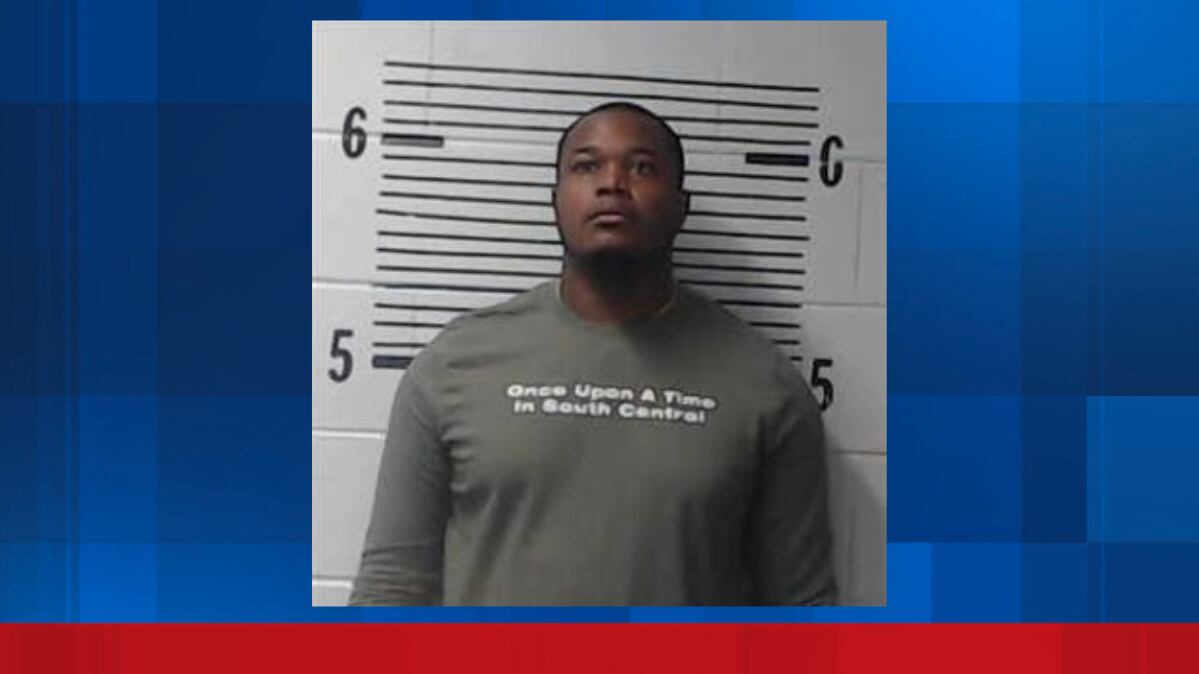 Staton correctional officer arrested following contraband investigation
