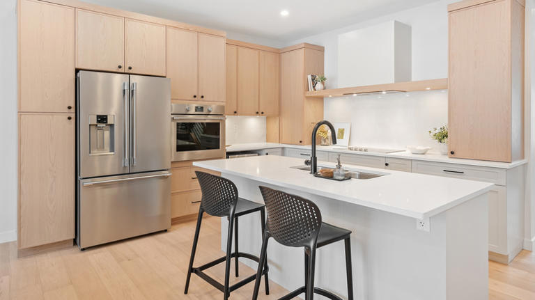 The Kitchen Island Design Mistake That May Be Making Your Cooking Tasks ...