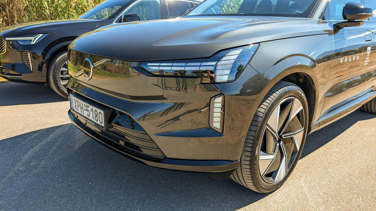 We Drove Volvo’s Flagship XC90 And EX90 And Only One Really Impressed ...