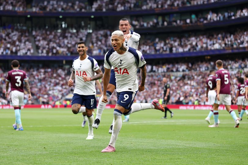 Richarlison scores 'goal of the season contender' with 'insane' scissor ...