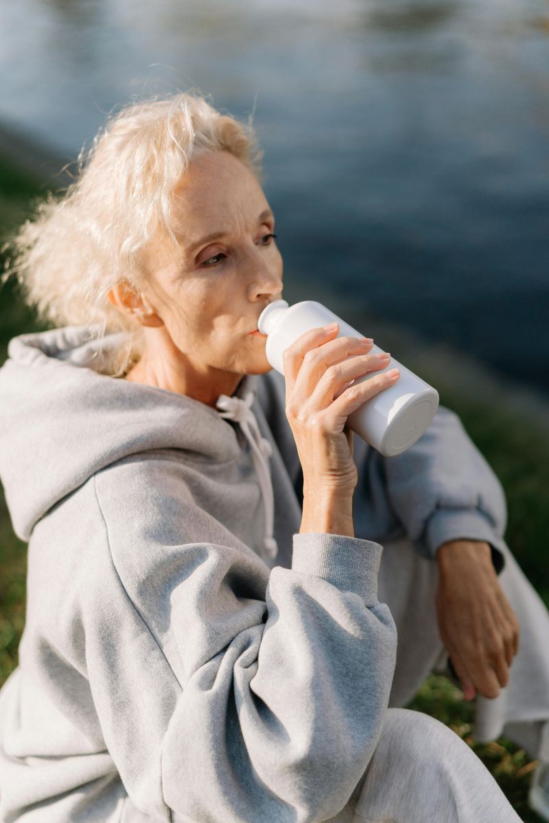 7 Daily Habits That Keep Women Over 60 Feeling Centered & Strong
